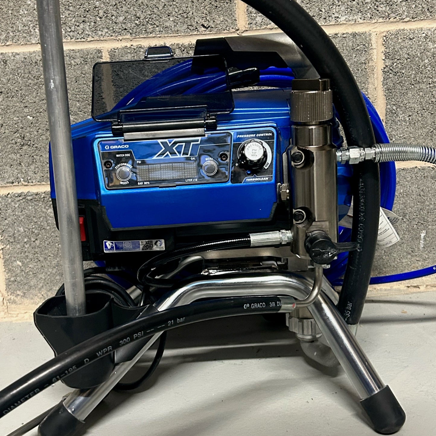 EX-DEMO Ultra 495 XT Electric Airless Sprayer, Stand, 110V, UK – Spray ...